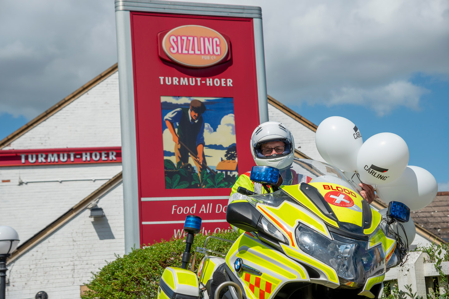 Sizzling Pubs Community Project | The Turmut-Hoer, Gloucester